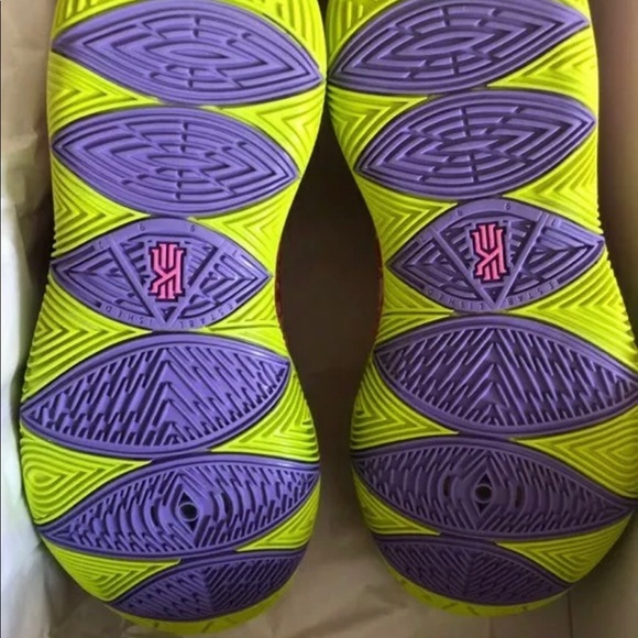 Nike | Shoes | Kyrie Irving Patrick Star 5s Brand New | Poshmark